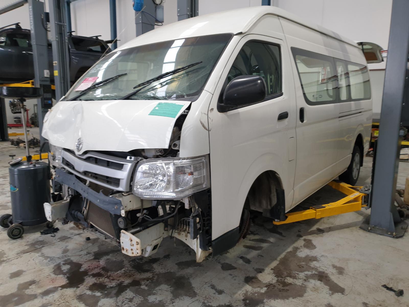 Left Front Door Window Hiace Toyota 2013