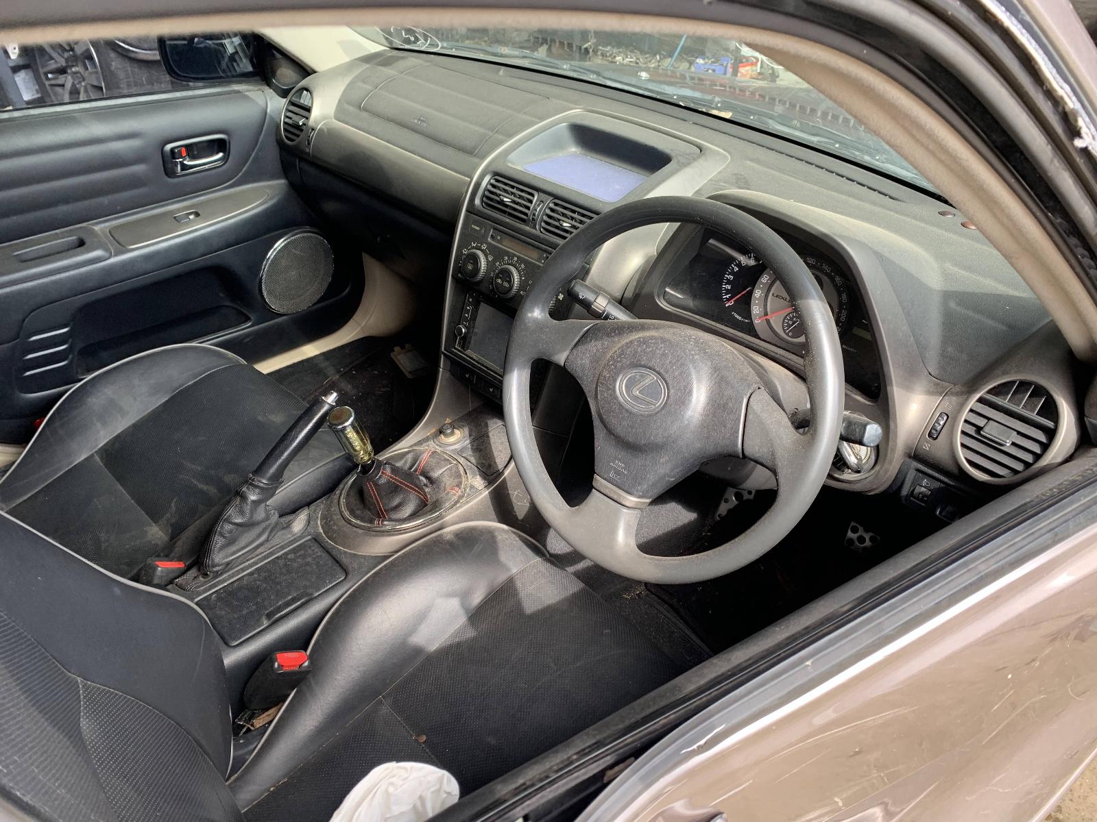 Heater/Ac Controls Is200/is300 Lexus 2000