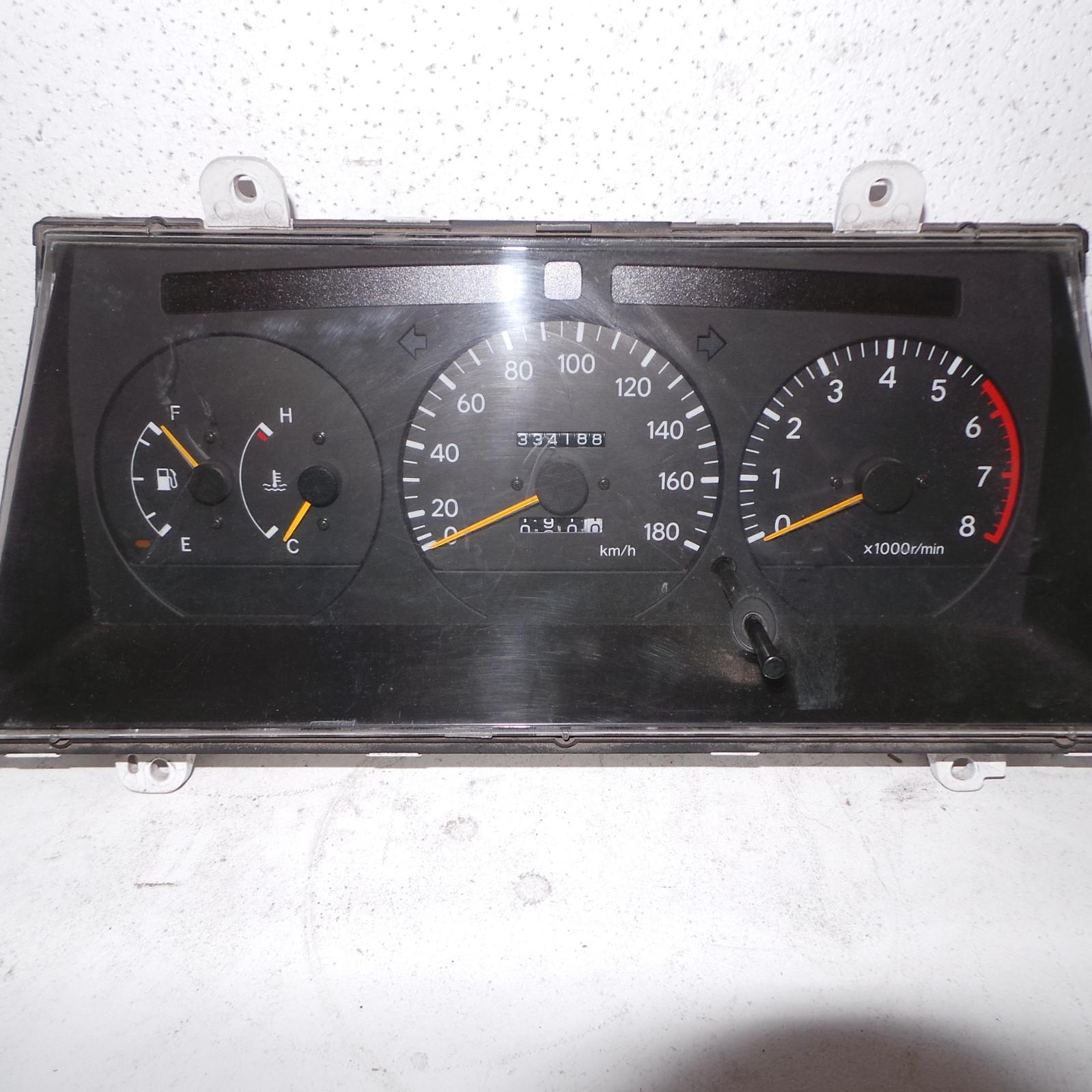 Instrument Cluster Hiace Toyota 1999