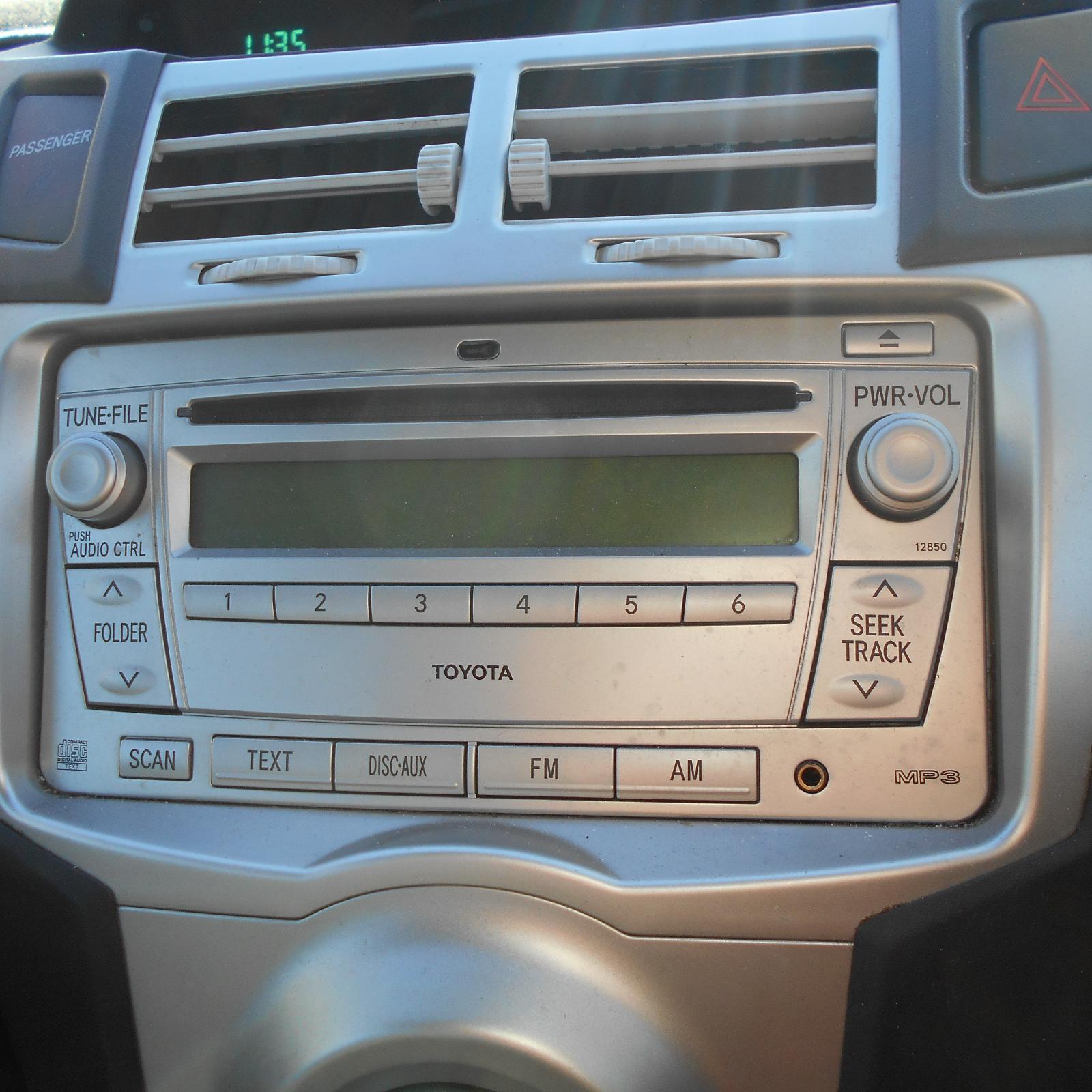 Radio/Cd/Dvd/Sat/Tv Yaris Toyota 2007