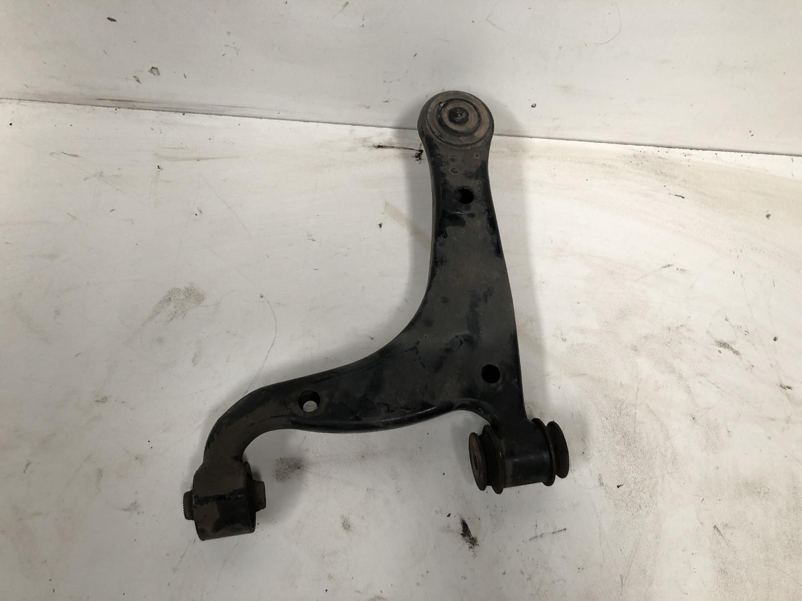 Left Rear Trailing Arm Is200/is300 Lexus 2005