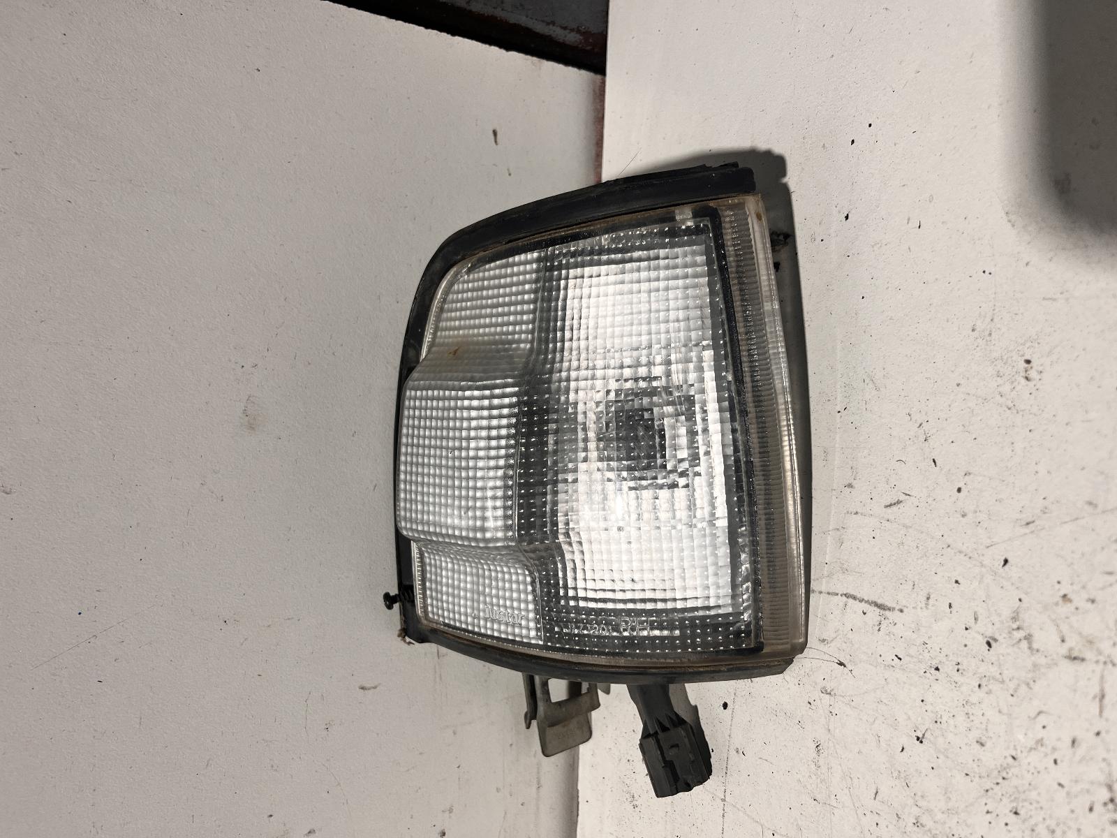 Right Indicator/Fog/Side Rodeo Holden 1996