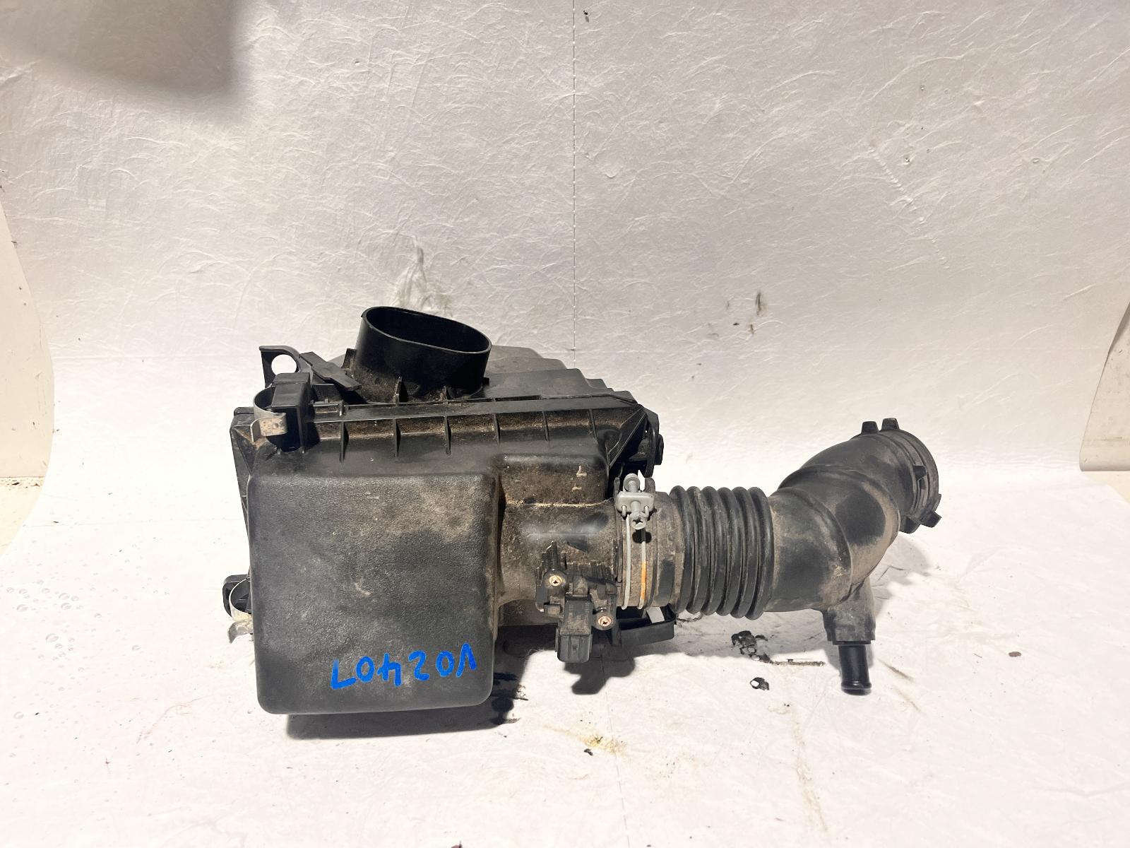 Air Cleaner/Box Yaris Cross Toyota 2021