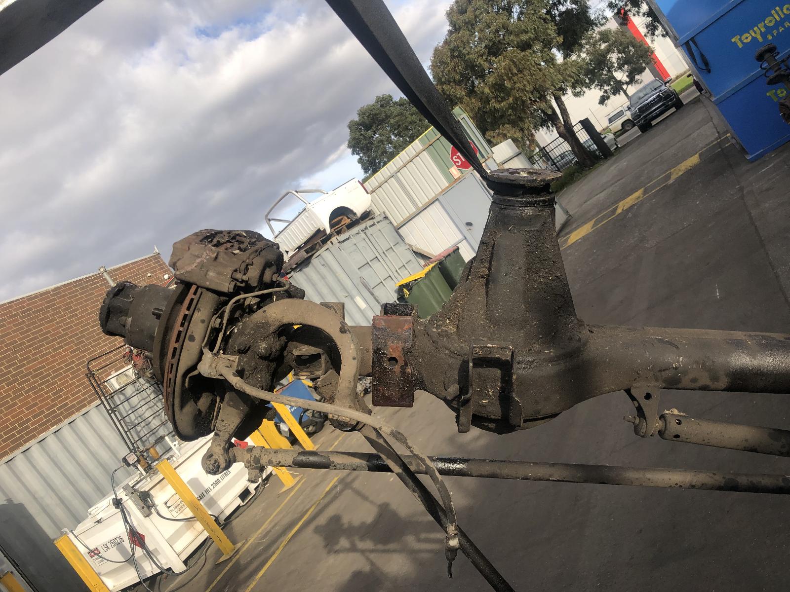 Front Diff Assembly Hilux Toyota 1988