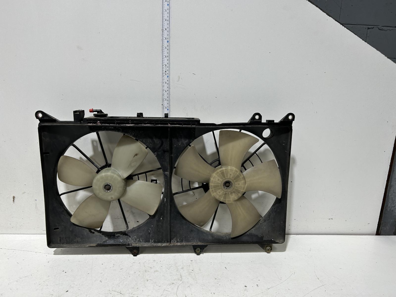 Fan Is200/is300 Lexus 1999
