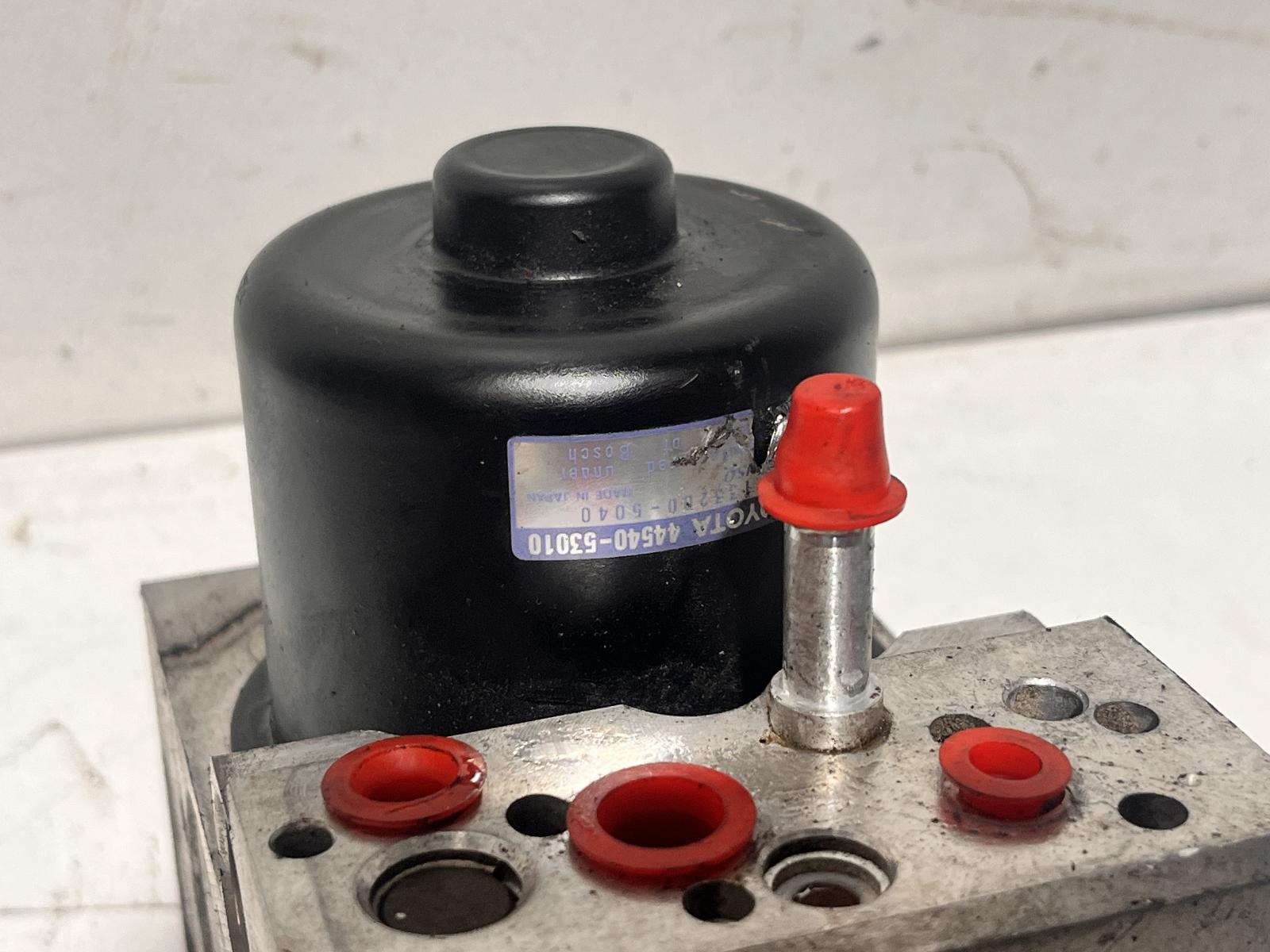 Abs Pump/Modulator Celica Toyota 2000