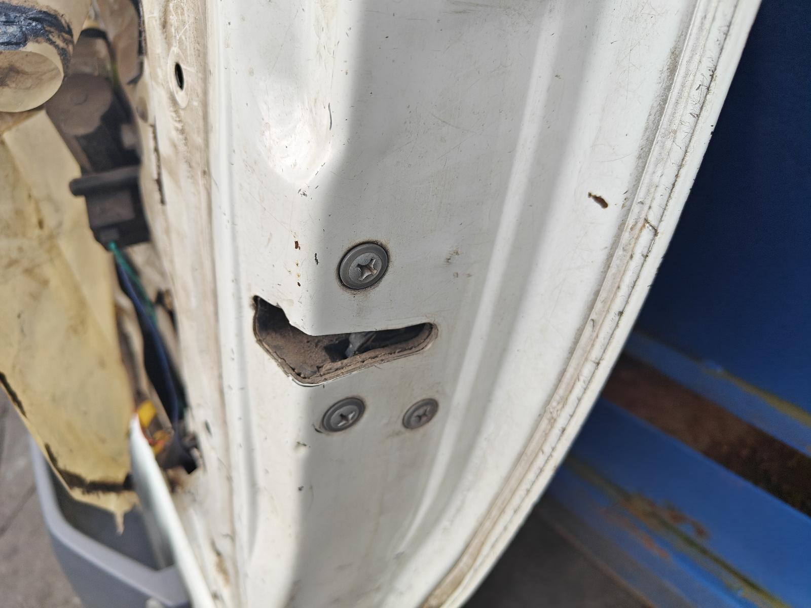 Door/Boot/Gate Lock Hiace Toyota 1996