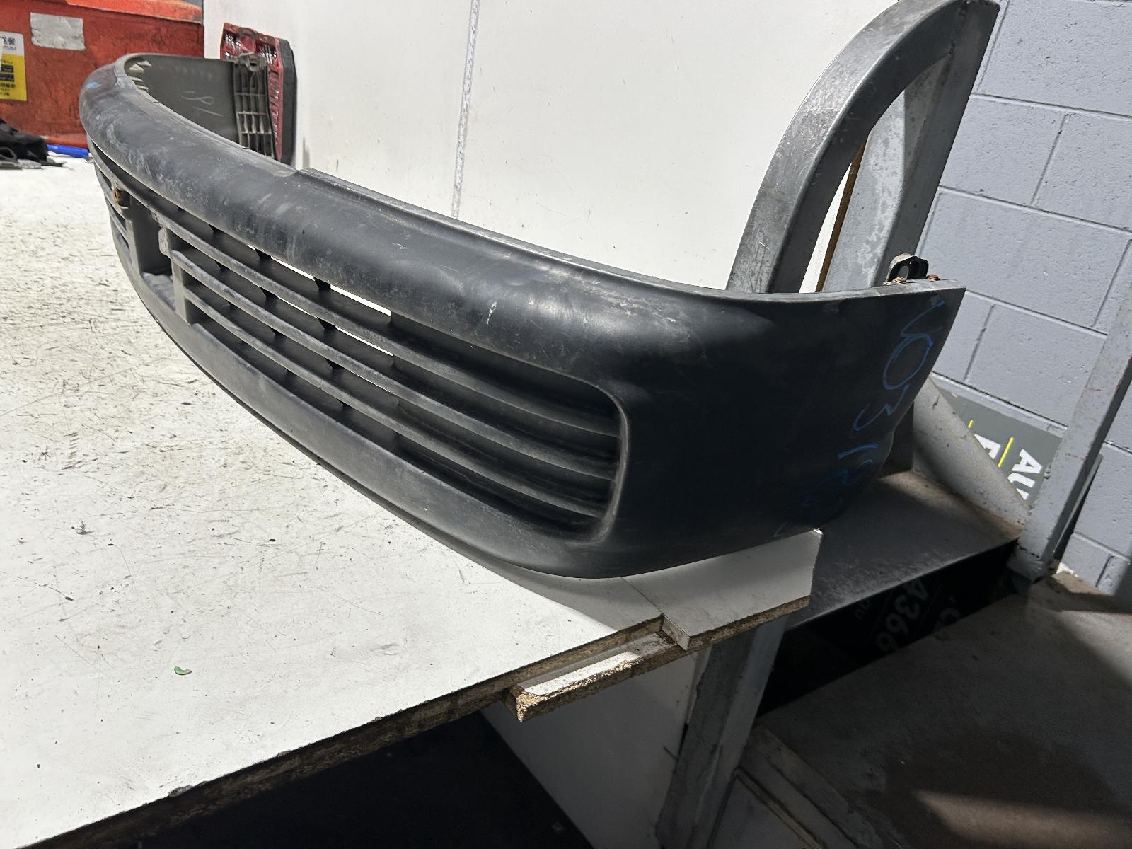 Front Bumper Townace Toyota 1996