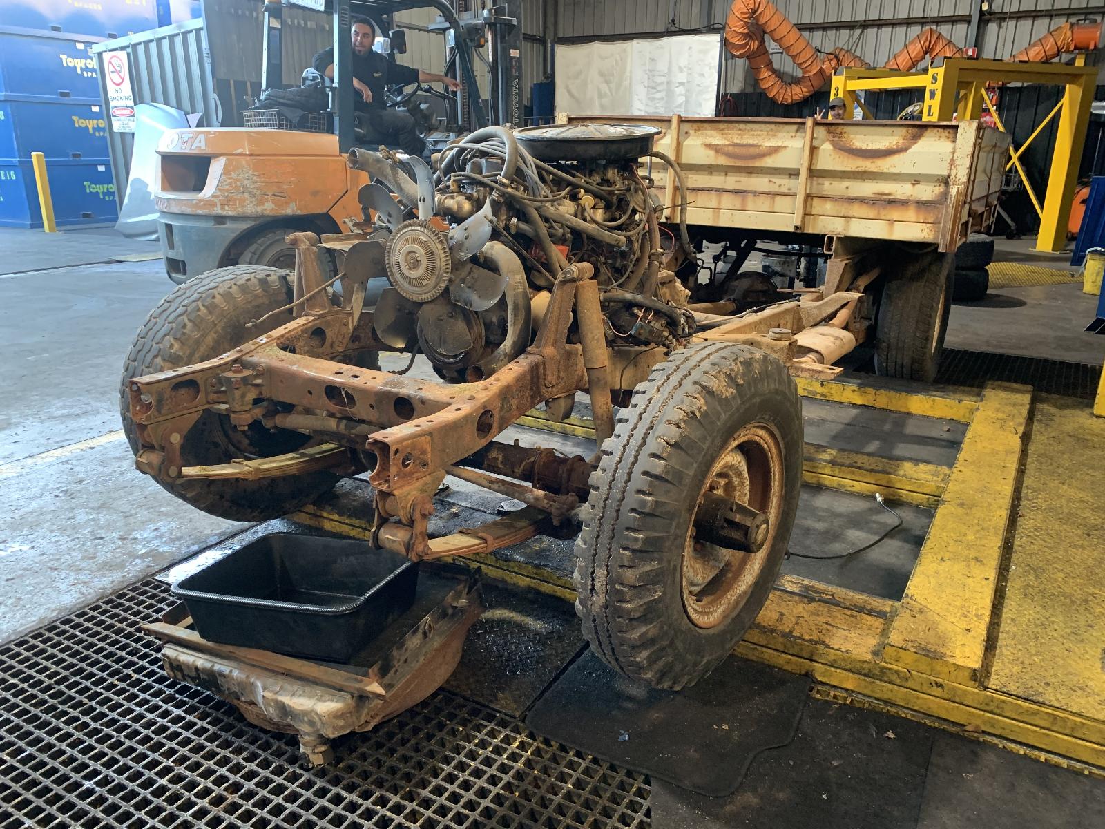 Front Diff Housing Landcruiser Toyota 1981