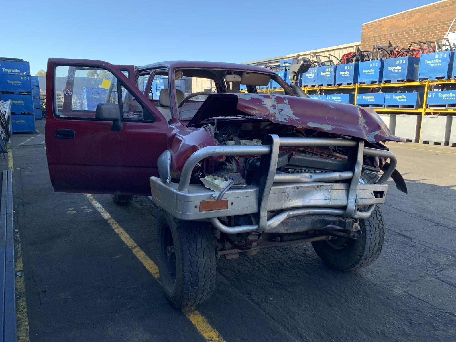 Front Diff Assembly Hilux Toyota 1989