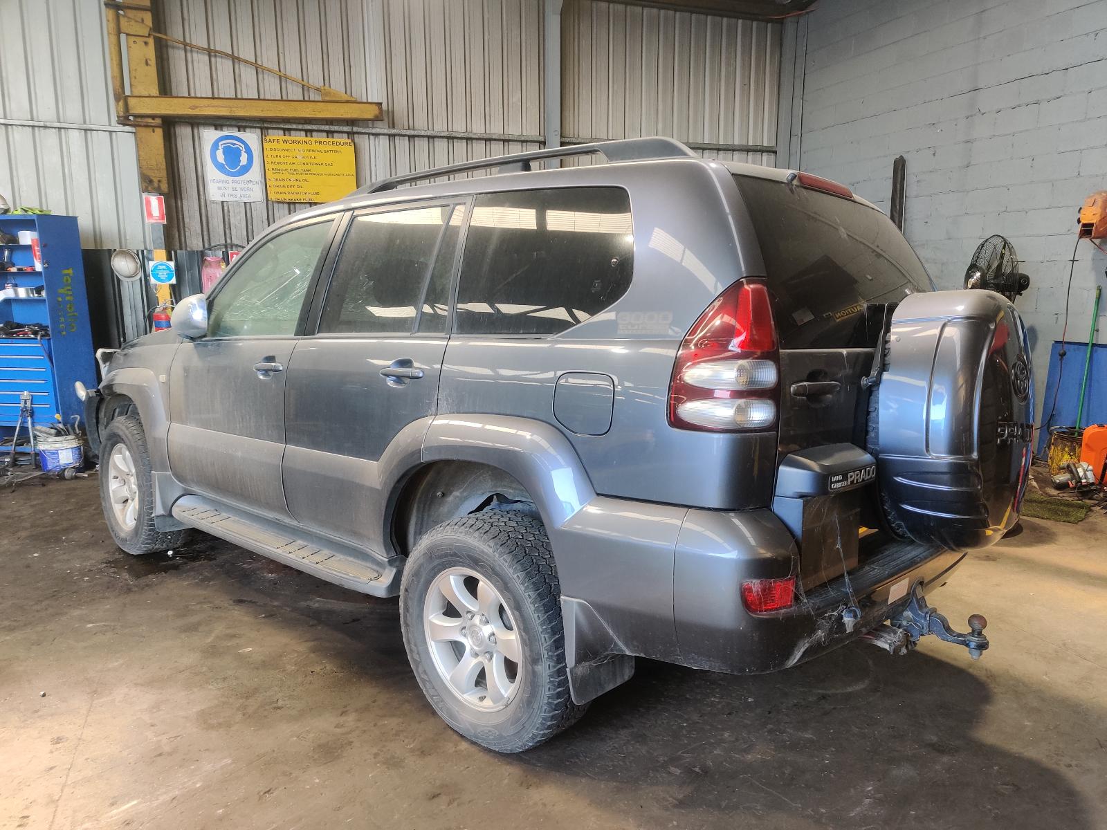 Right Rear Door Sliding Prado Toyota 2006