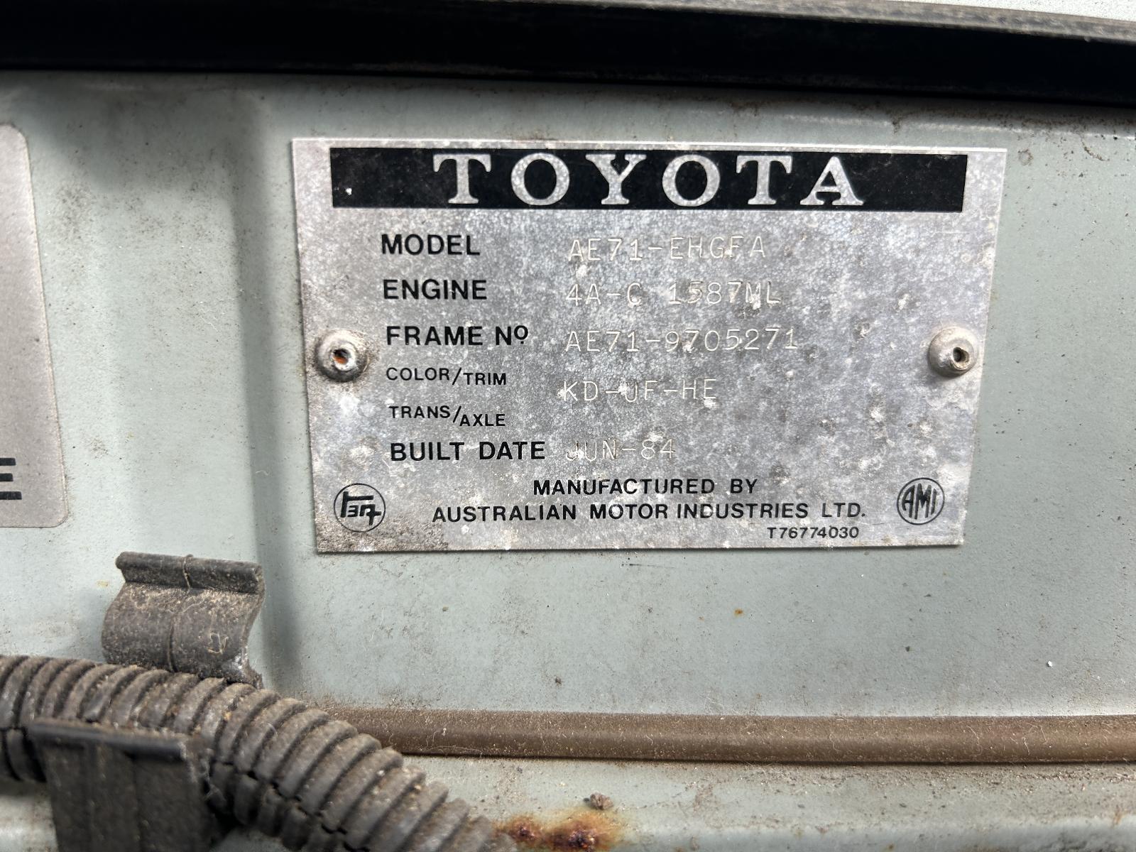 Front Bumper Corolla Toyota 1984