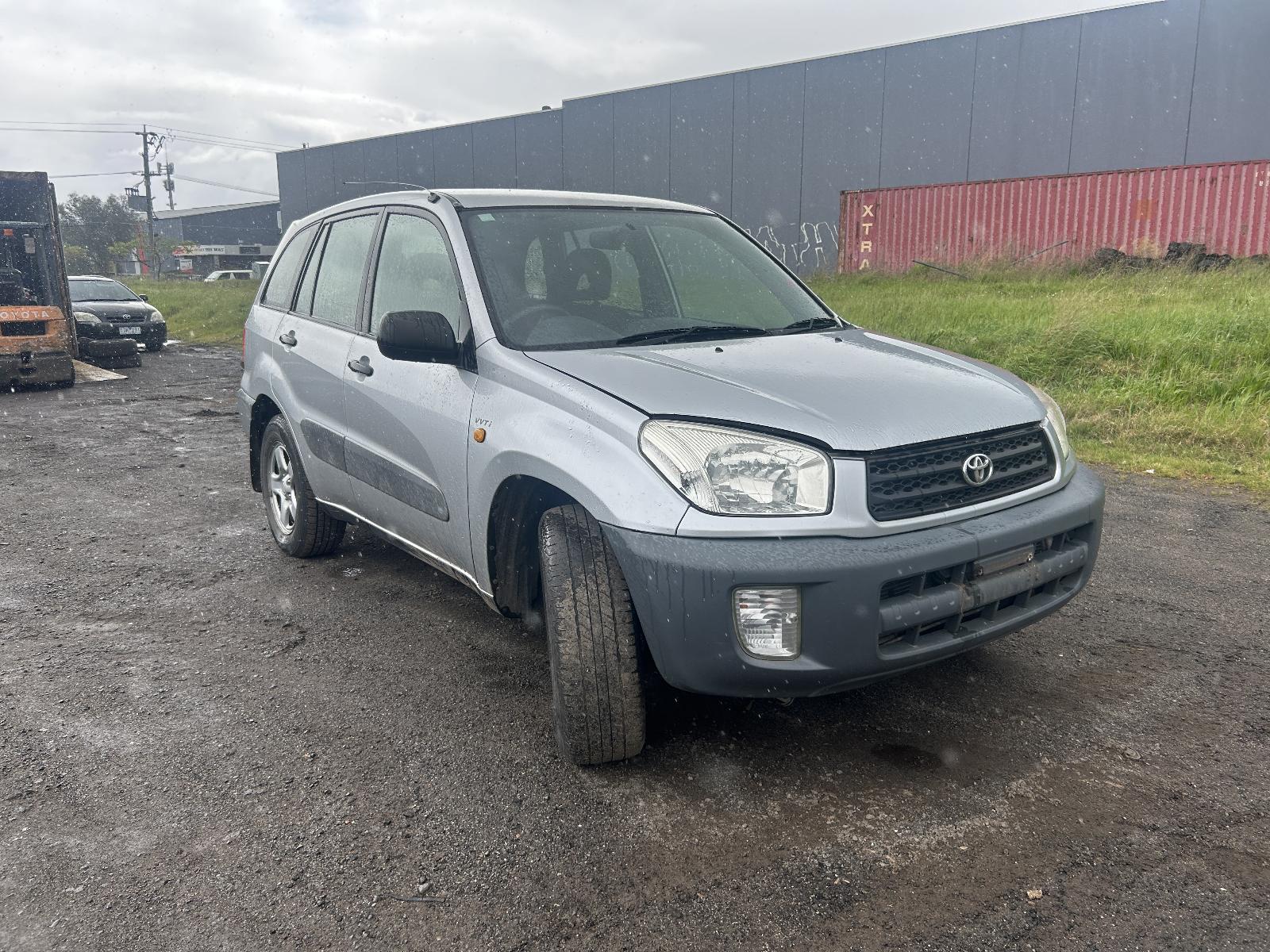 Rear Bumper Rav4 Toyota 2001