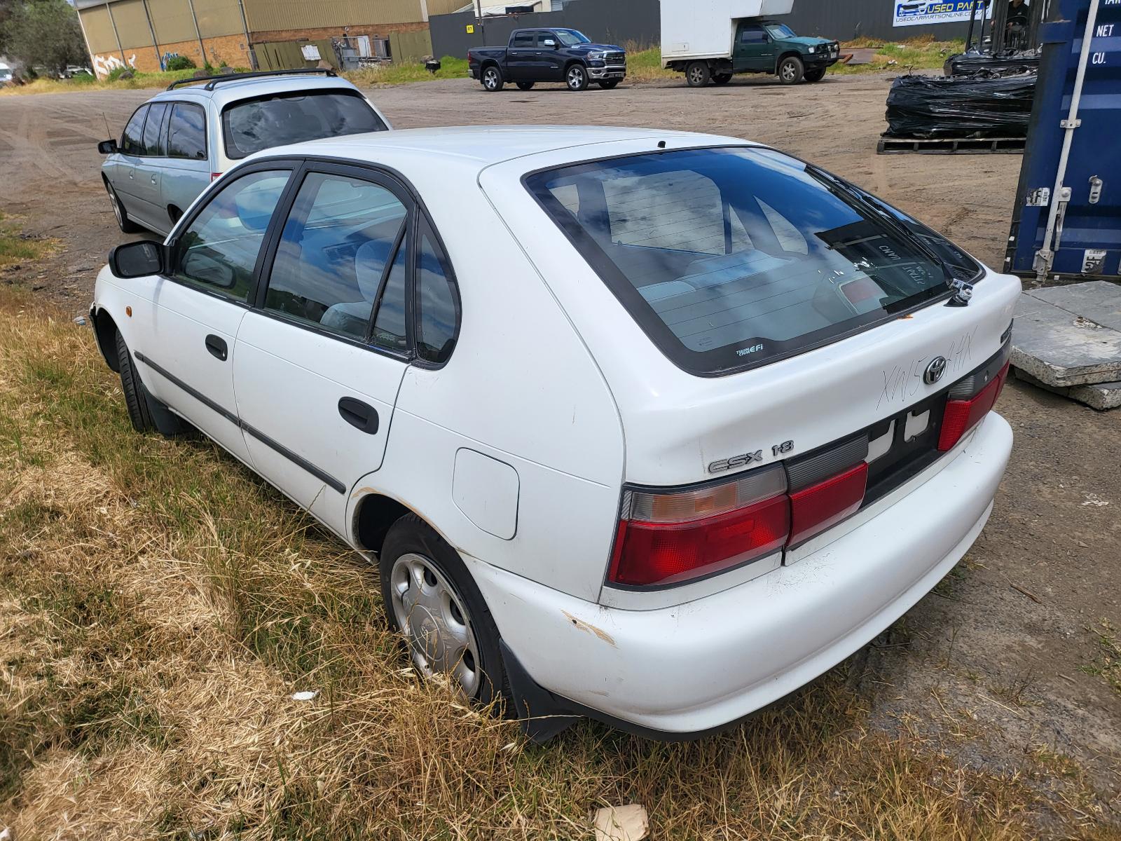Left Indicator/Fog/Side Corolla Toyota 1995
