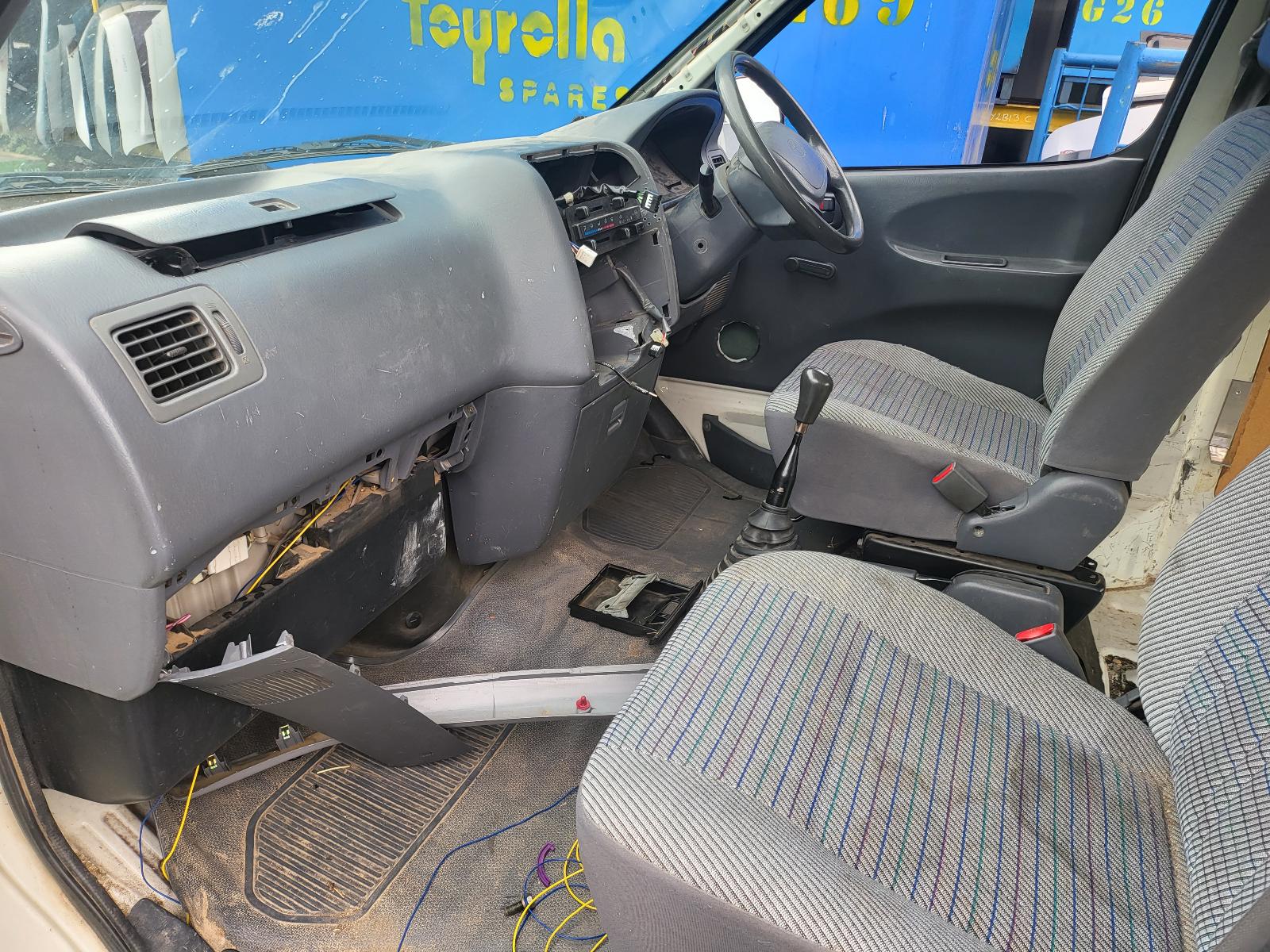 Column Hiace Toyota 1996