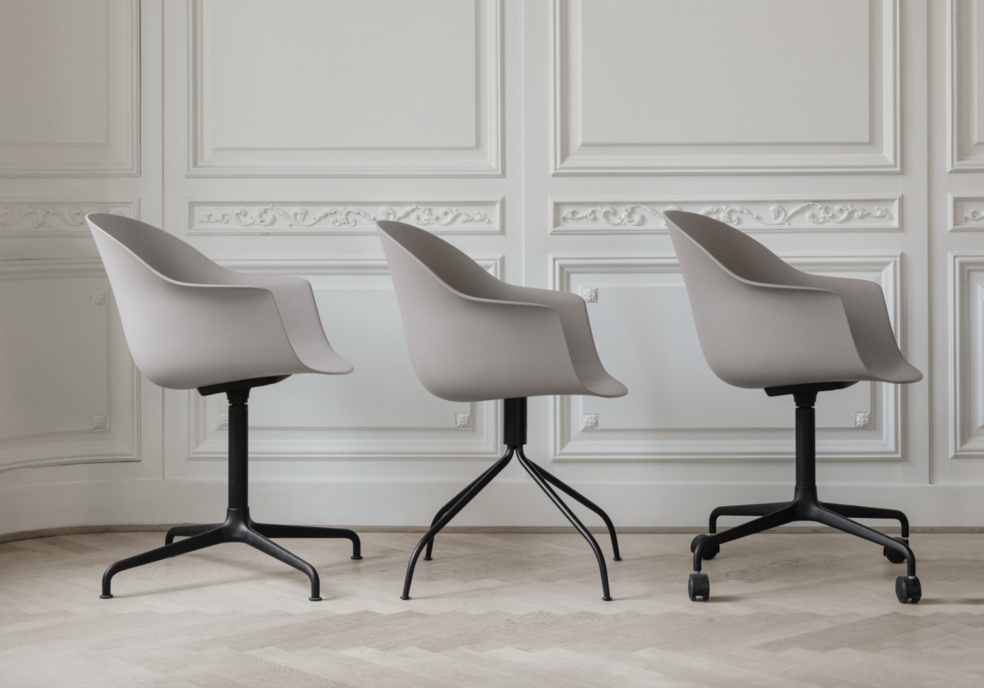 Bat Meeting Chair - Star Base - Un Upholstered - Transforma