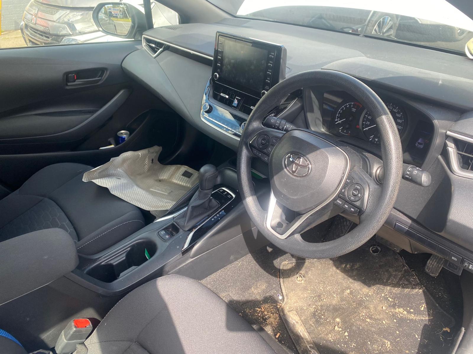 Column Corolla Toyota 2021