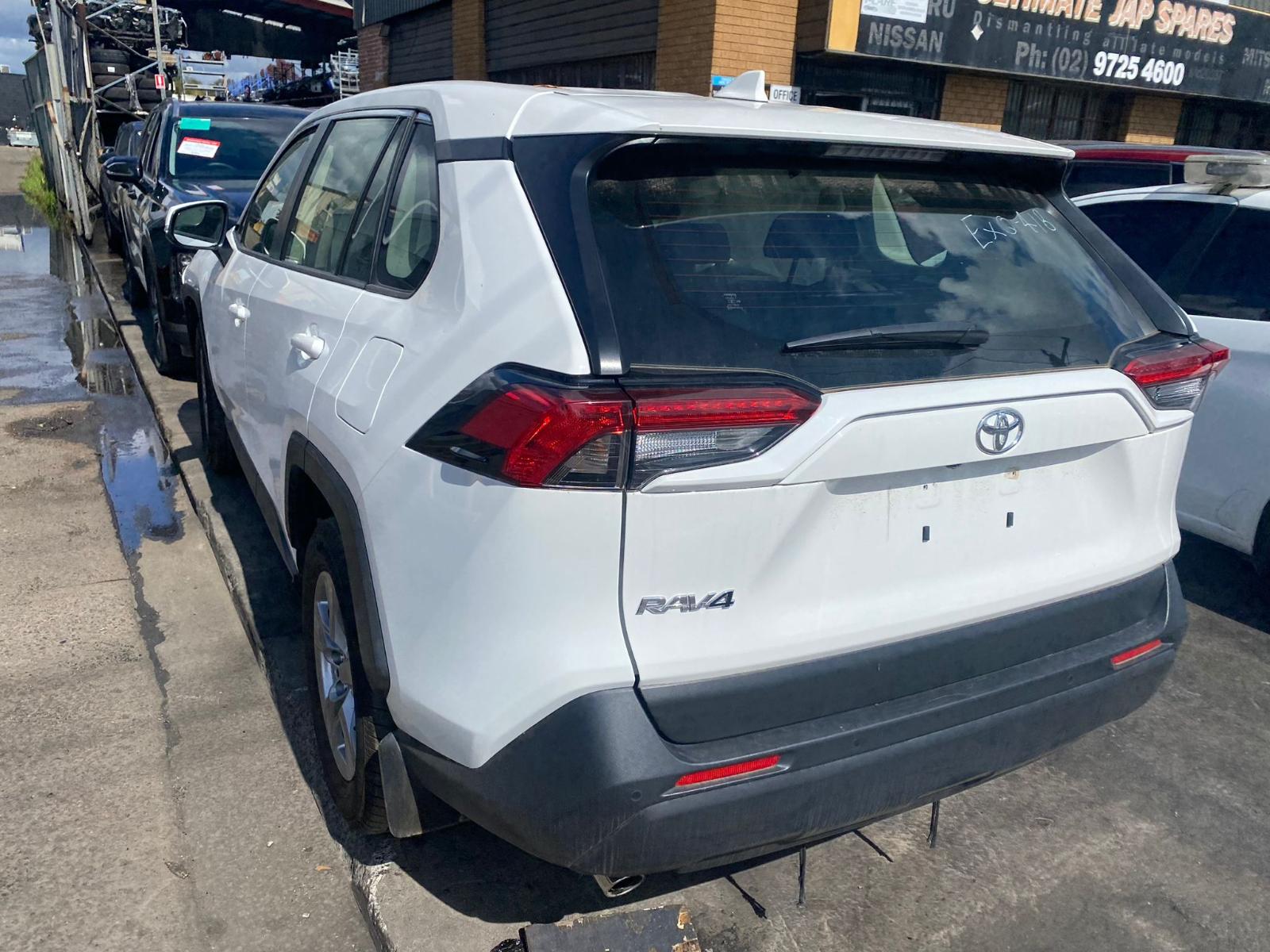 Gear Stick/Shifter Rav4 Toyota 2022