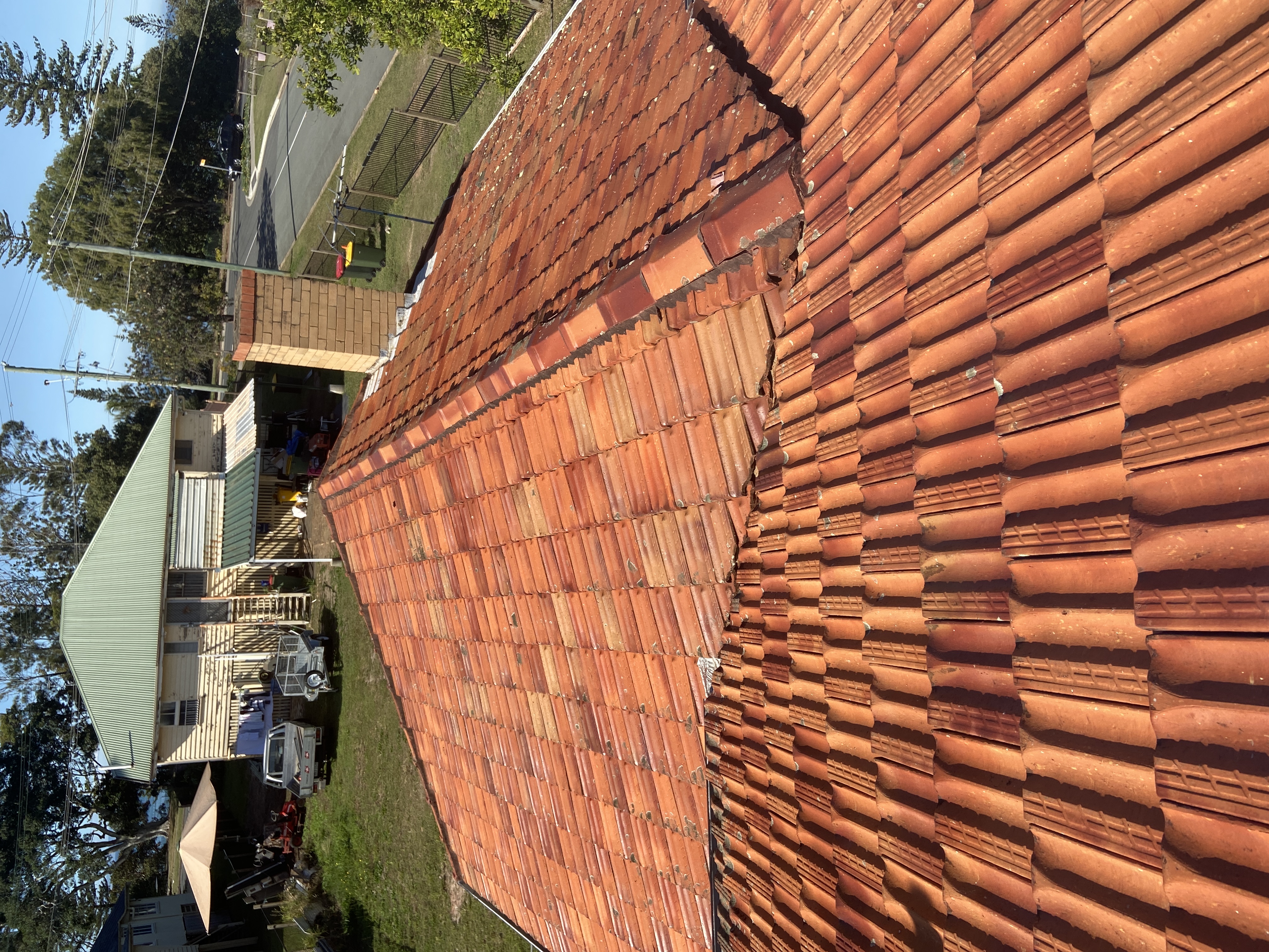 Pointing Terracotta Roof Tiles Redcliffe L: Roofer required in ...