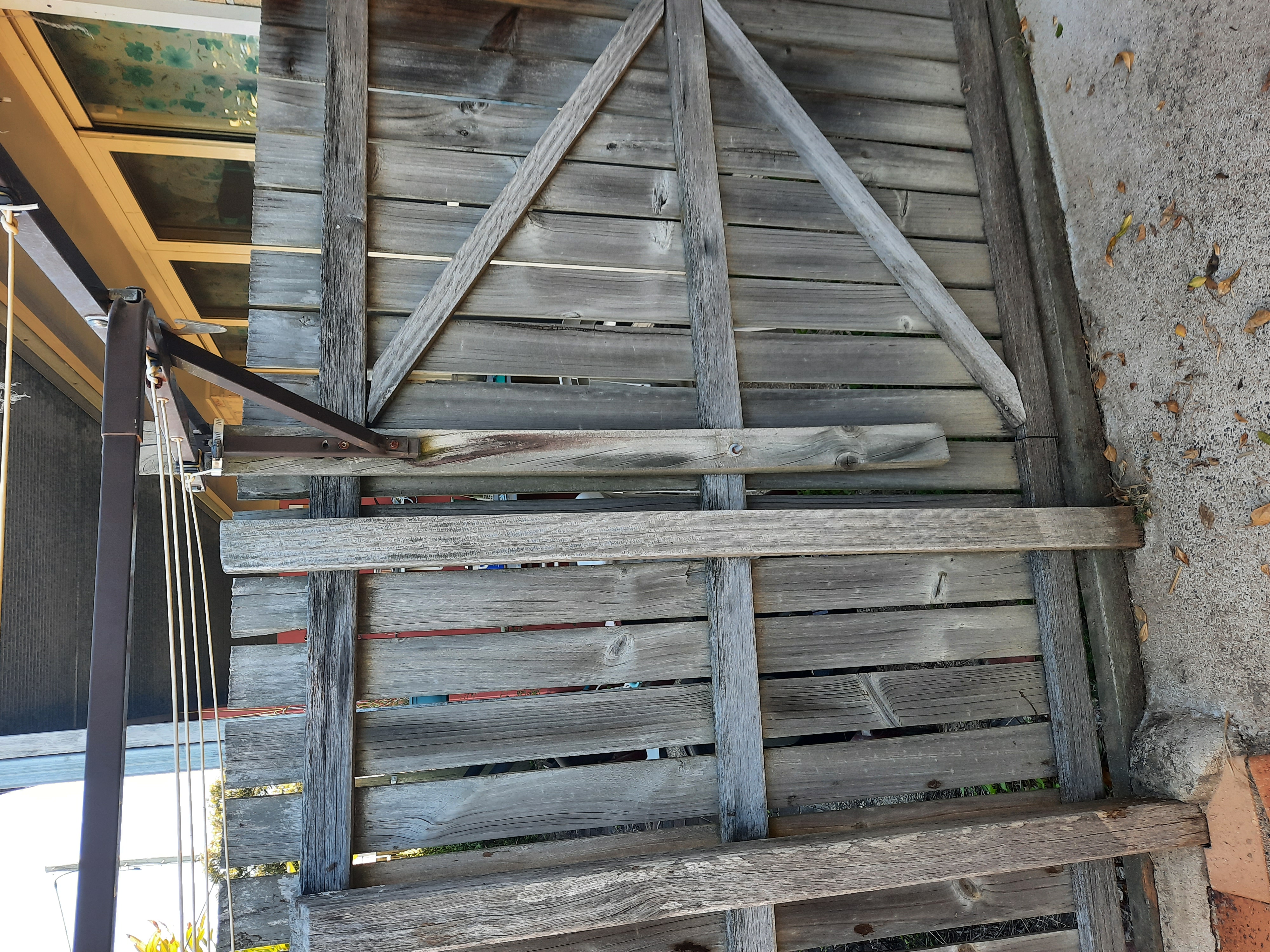 Remove Dispose Existing Clothes Line Photos: Handyman required in ...