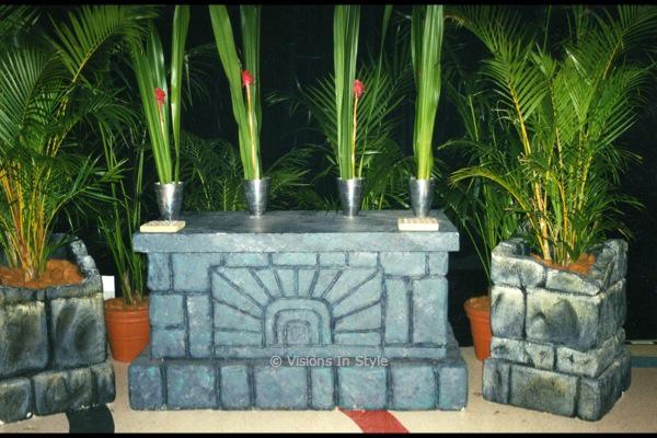 Aztec Sacrifice Table - Visions In Style