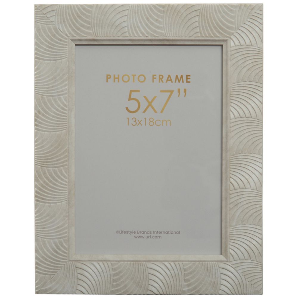 Ariel 5x7" Frame Shell Look | Officeworks