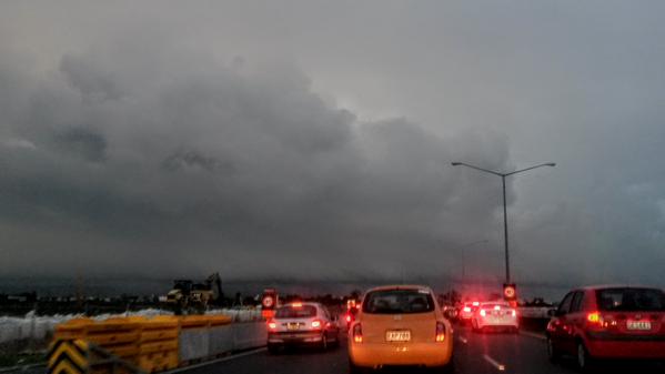 Thunderstorms light up Auckland & upper North Island (+Tweets; photos ...