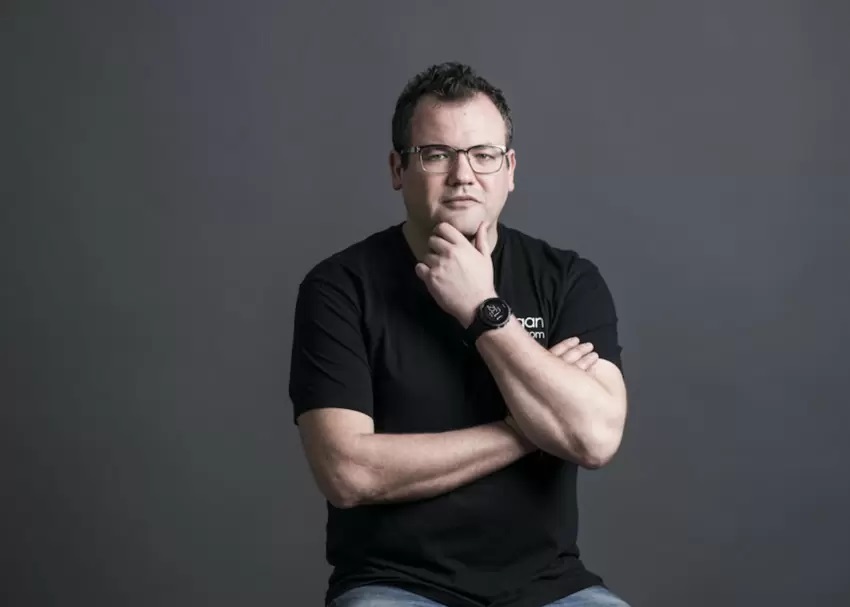 Kogan shares plunge 13 per cent despite record gross sales exceeding $1 ...