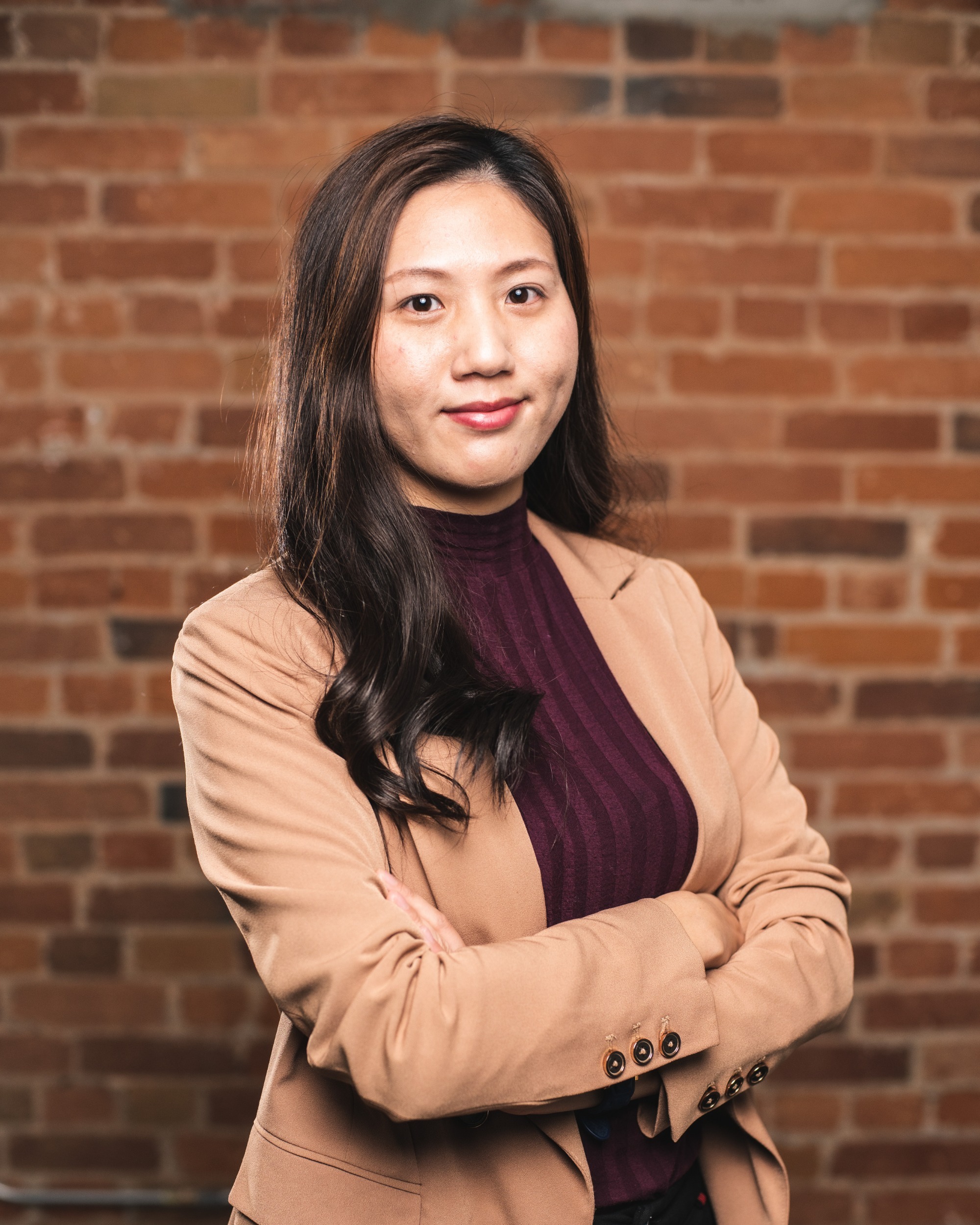 Yali Lin | AKM Law Immigration Law Firm