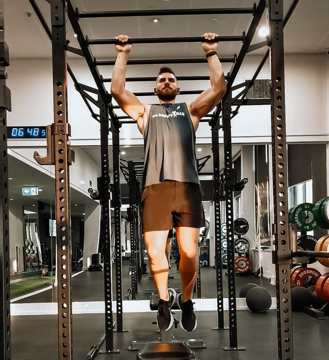 Back Exercise | How to Build a Strong Back | The Healthy Man