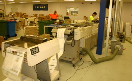 Donaldson helps Salmat make the chop - Print21